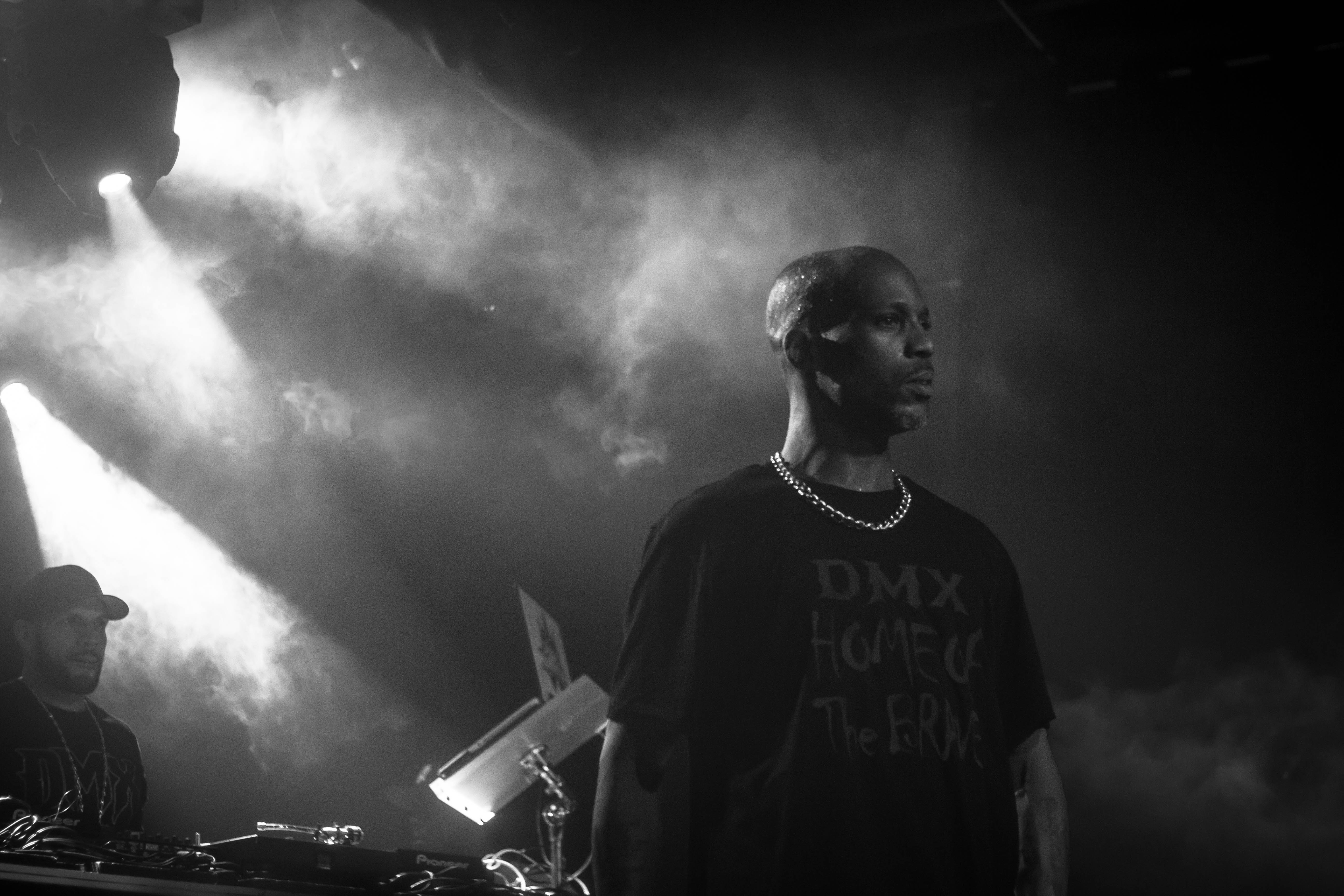 DMX exhibits plenty of bark, almost some bite in SF – Showbams