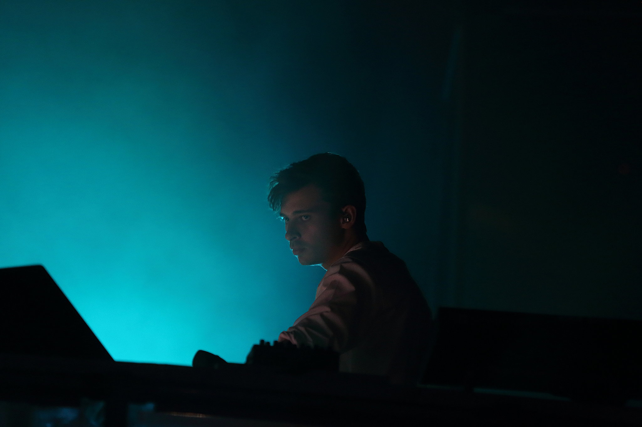 Flume makes his case as one of EDM’s fastest-rising stars over a three ...